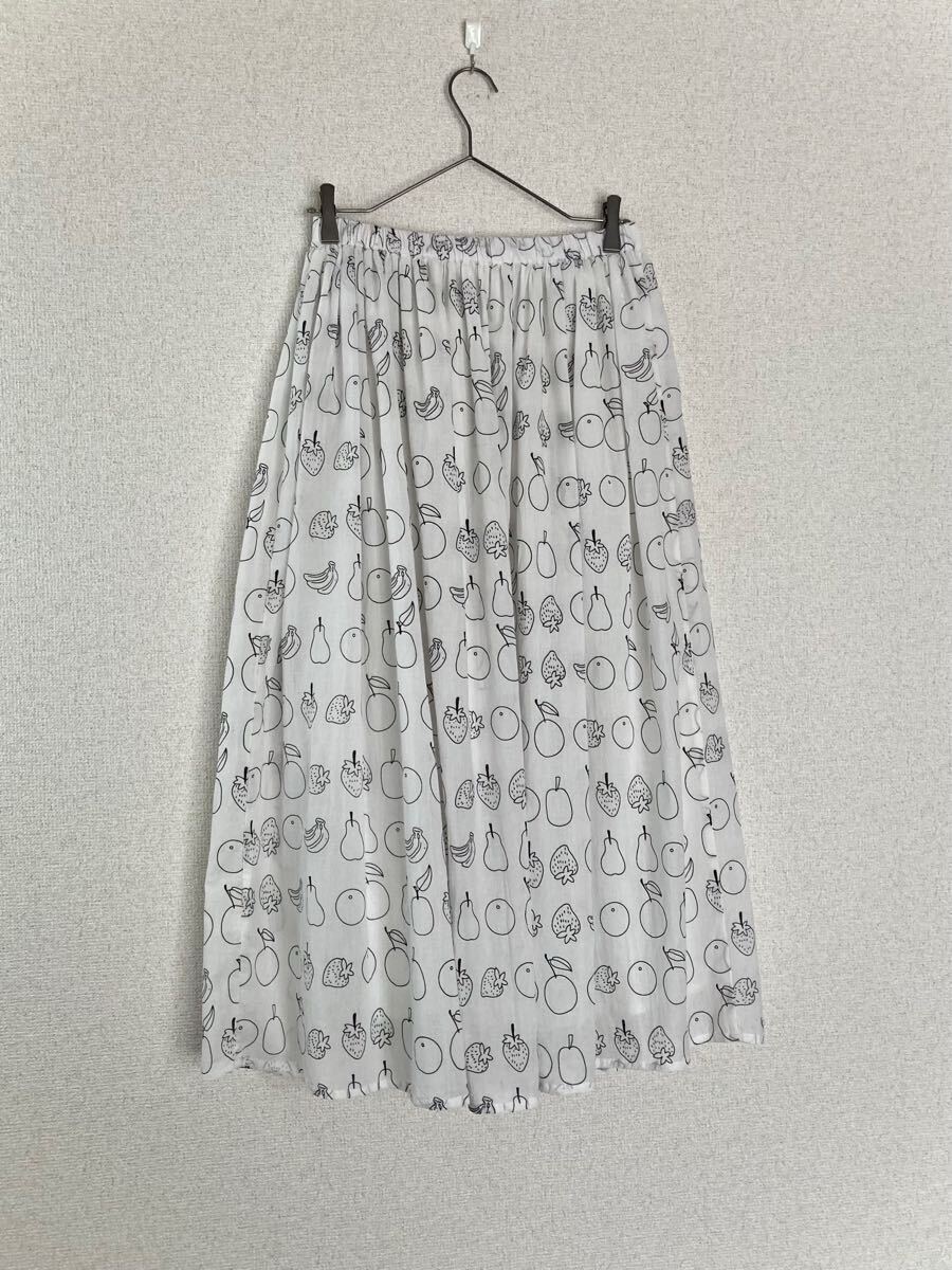 Yahoo!オークション - Fillil フィリル ウエストゴム フルーツ柄スカ...