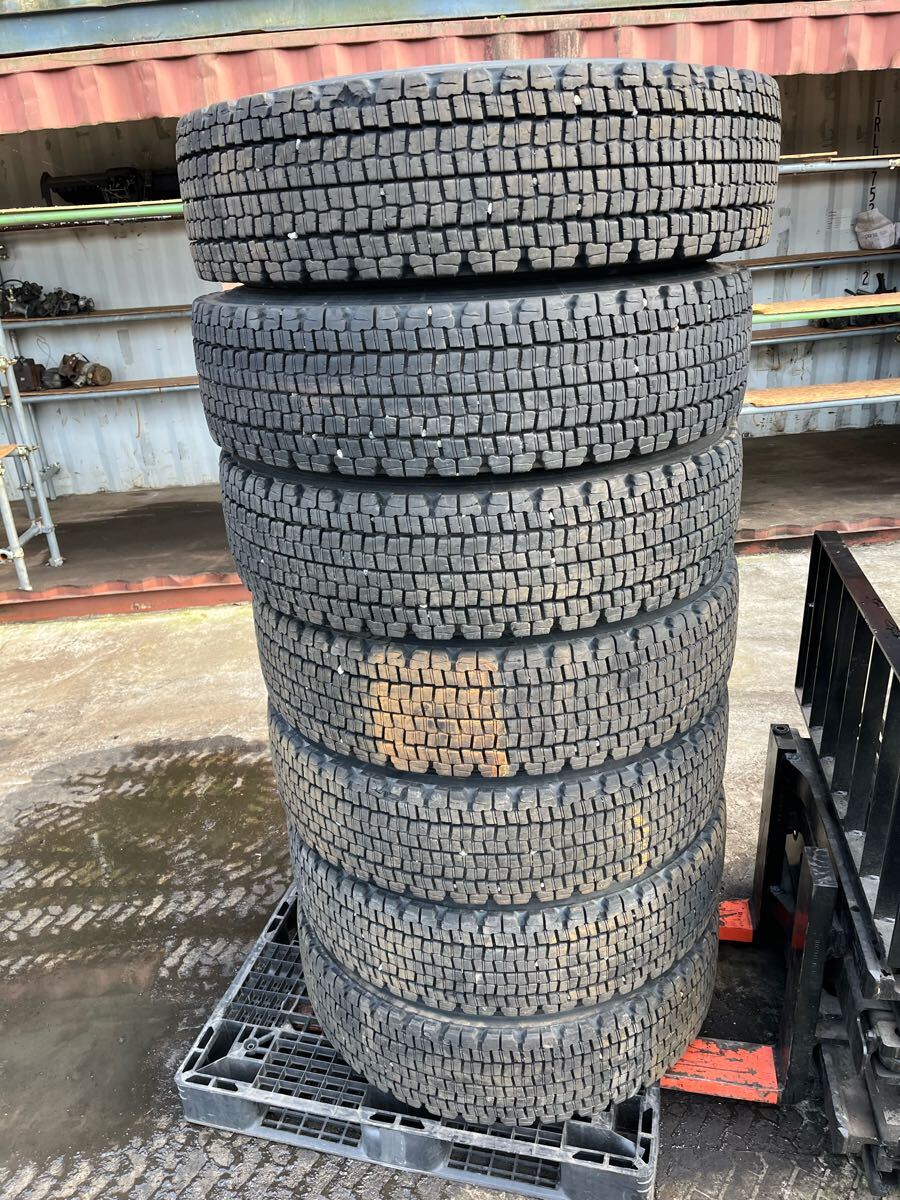 Yahoo!オークション - 11R20 ISO 10穴 ホイール付き スタッドレス 7本