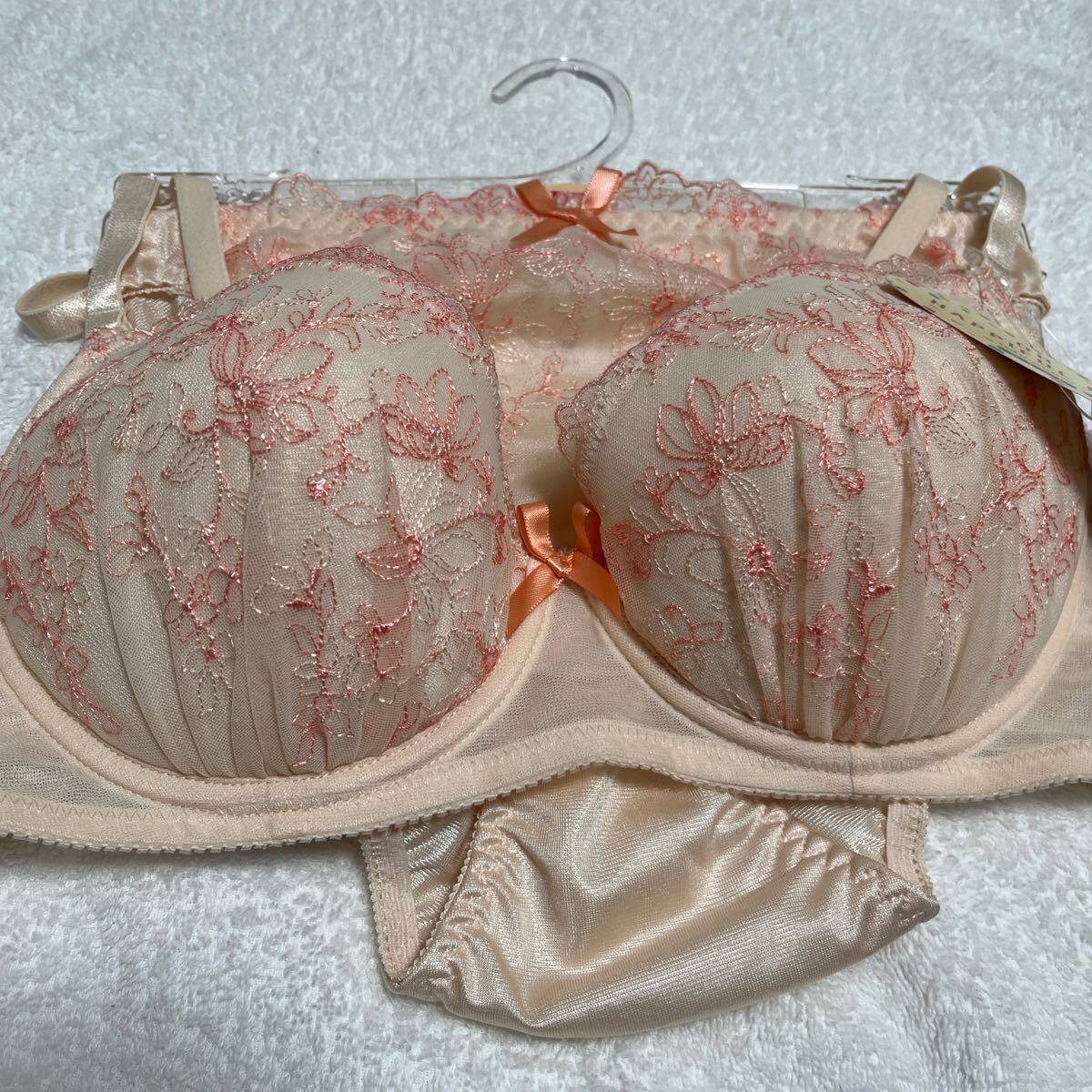 Yahoo!オークション - tutu anna ブラ ショーツ セット 永遠のブラ D75...