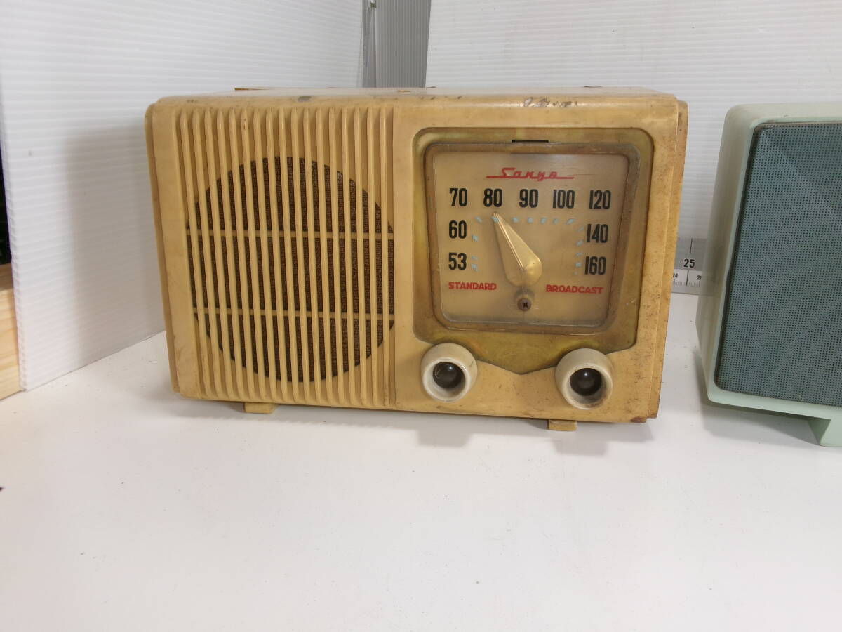 Yahoo!オークション - SANYO SS-56 & NATIONAL 型番不明のラジオ どち...
