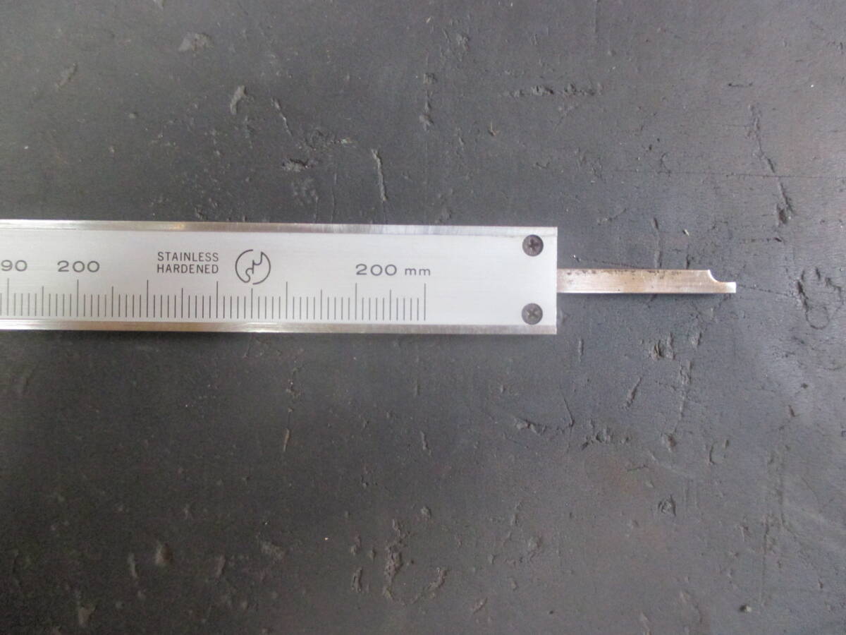 Yahoo!オークション - v104 ミツトヨ ノギス 200mm