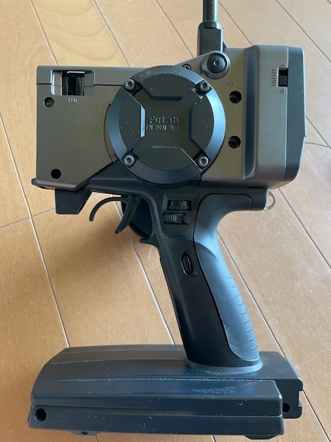 Yahoo!オークション - フタバ Futaba 3PV 送受信機