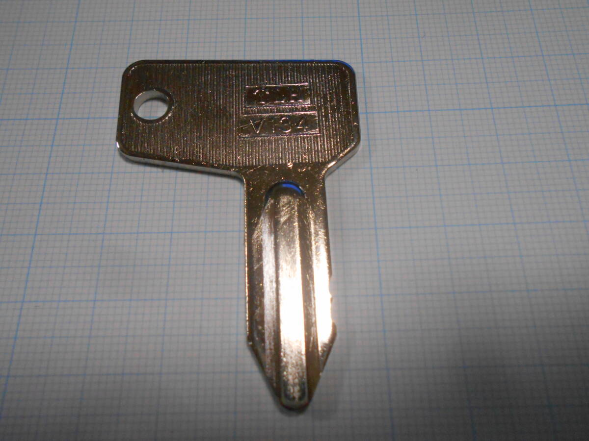 Yahoo!オークション - A431 ヤンマー スペアキー 鍵 ユンボ 重機 建機 ...