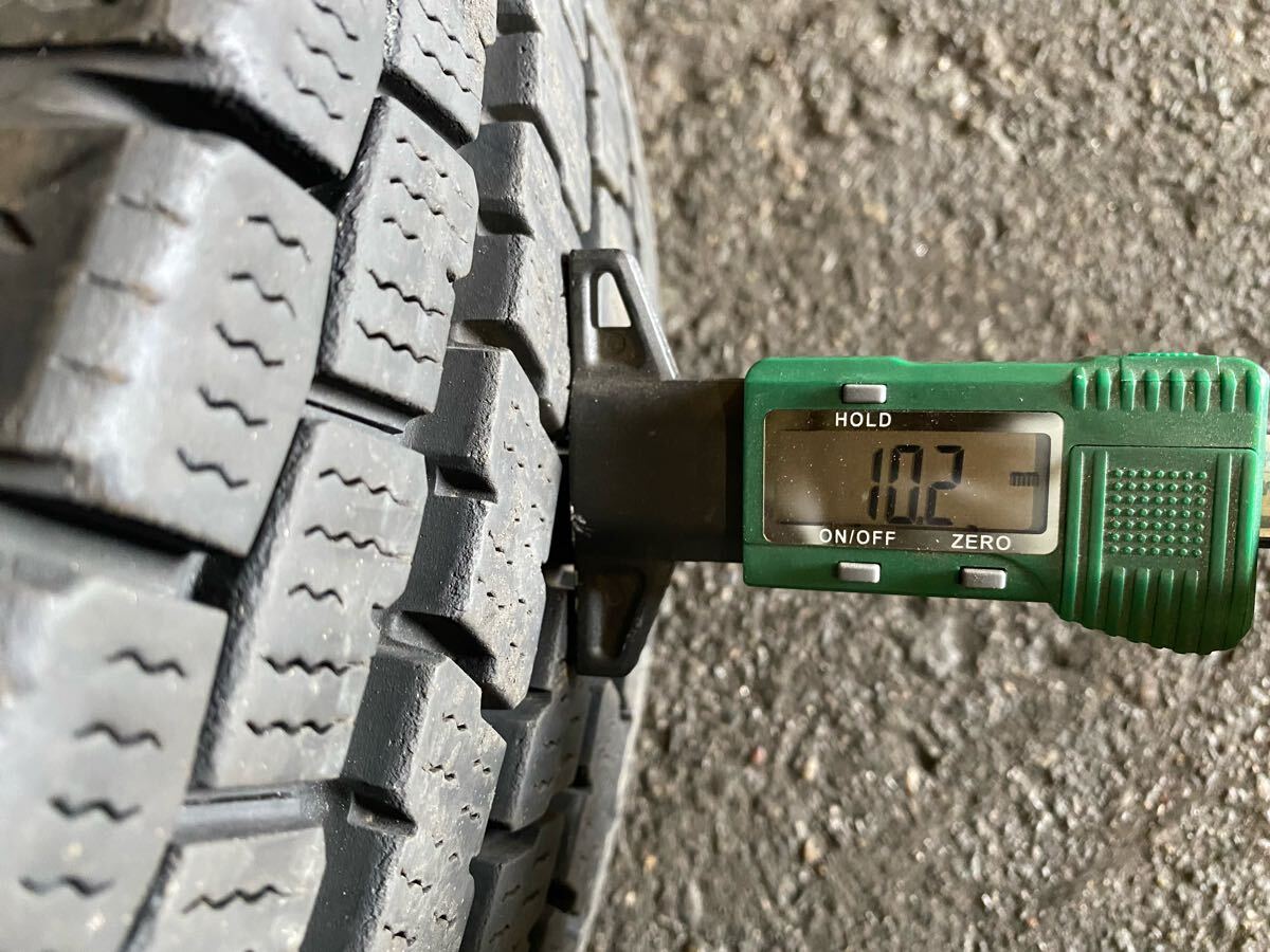 Yahoo!オークション - Z8031 送料無料 深溝スタッドレス ヨコハマYOKOH...