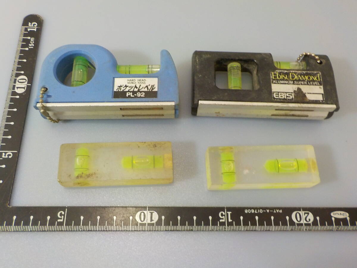 Yahoo!オークション - d315 小さい水平器4個まとめて ポケットレベル