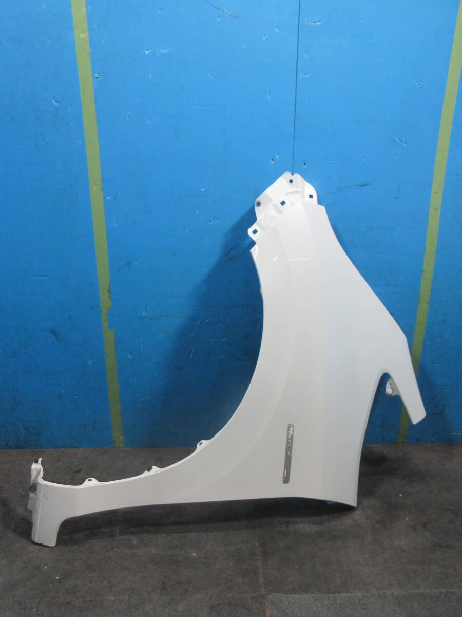 X HONDA フリード GB5 GB6 GB7 GB8 左 フェンダー ホワイトパール(サイド)｜売買されたオークション情報、yahooの商品情報をアーカイブ公開 - オークファン ...