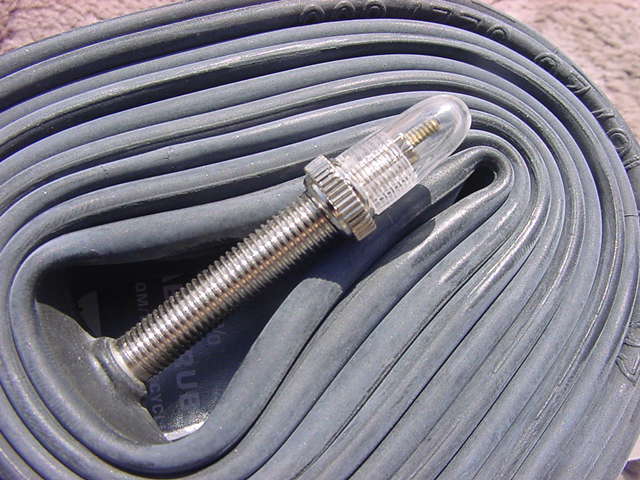 Yahoo!オークション - SCHWALBE SV15 700Cx18-28C 3本SET 新品未使用