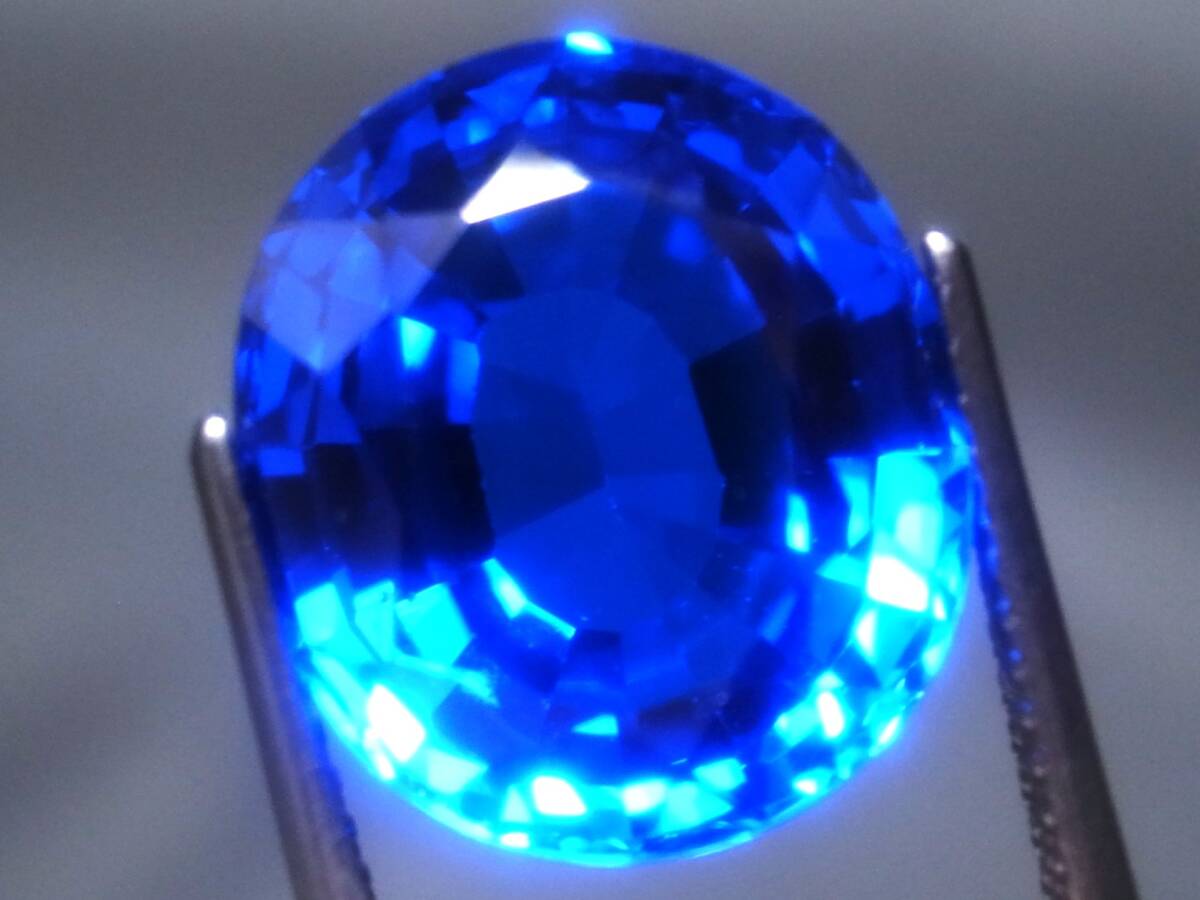 Yahoo!オークション - 9.85ct 新品・世界一綺麗なコバルトブルー アウ...