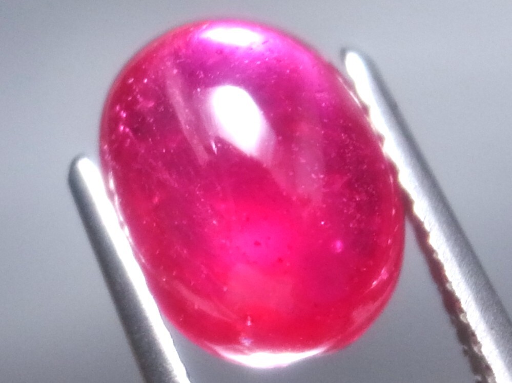 Yahoo!オークション - 2.91ct 新品・天然ルビーカボションカット モザ...