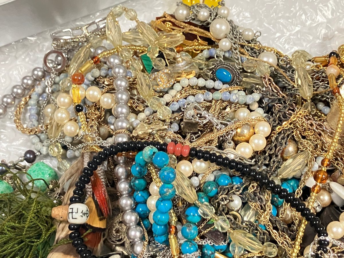 Yahoo!オークション - アクセサリー おまとめ 大量 2.2kg K18GF ブラ...