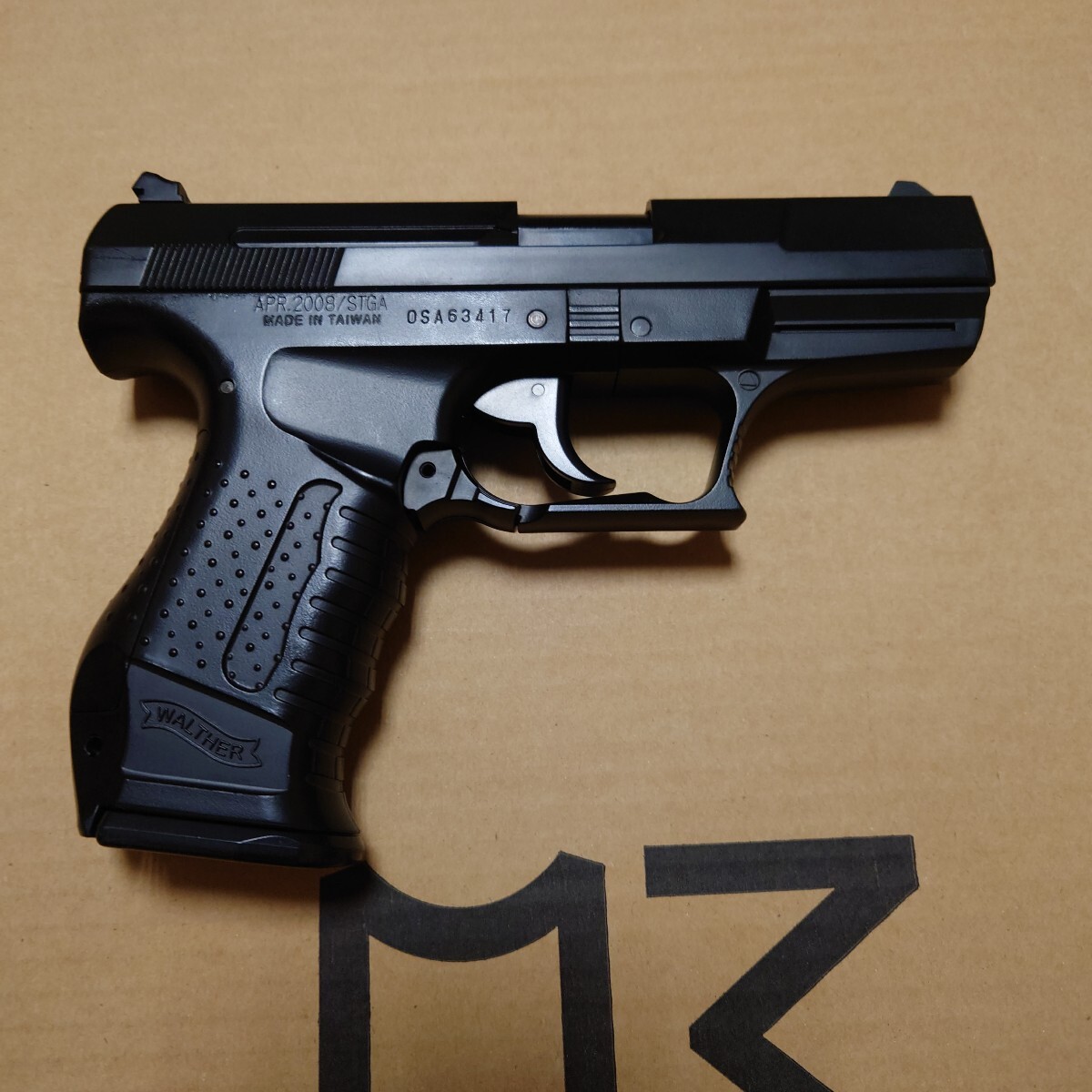 Yahoo!オークション - ワルサーP99 モデルガン