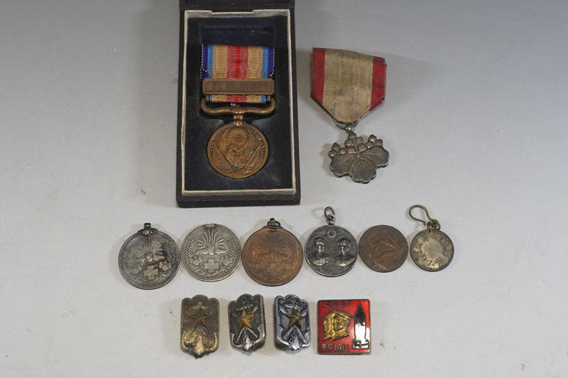 G967 勲章 徽章 等 まとめ 支那事変従軍記章 勲八等白色桐葉章 帝國在郷軍人會 會員徽章 東宮殿下御成婚記念 日本赤十字社(勲章)｜売買されたオークション情報、yahooの商品情報を ...