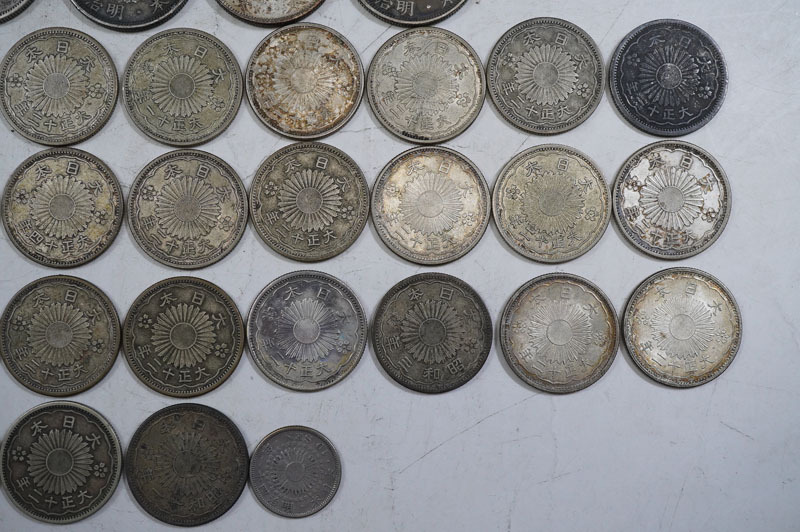 Yahoo!オークション - 1円~【G155】日本 銀貨 まとめ 総重量 256.5g 竜...