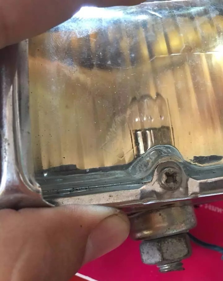 Yahoo!オークション - kpsオリジナル 絶版 日産純正 ダットサン 110 51...