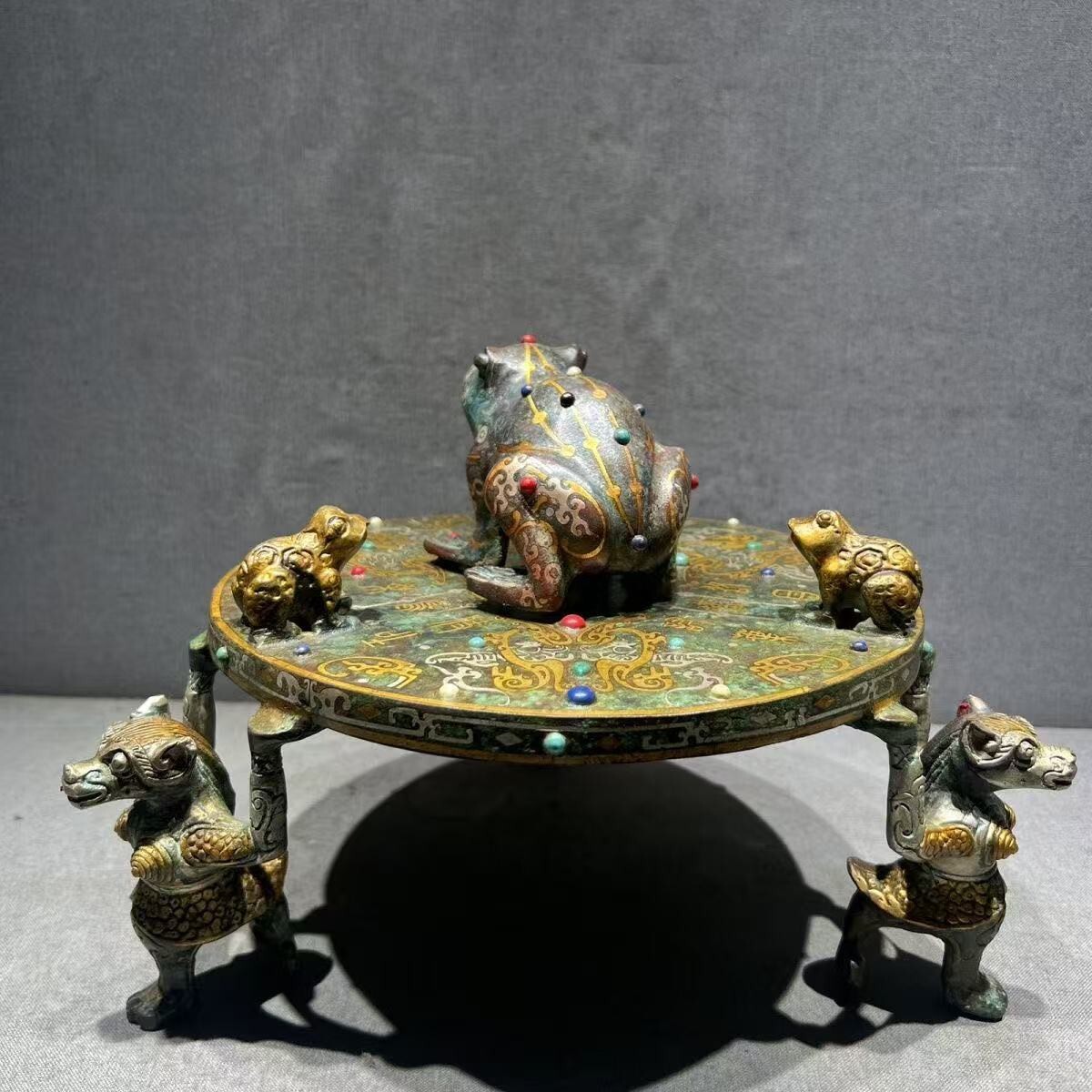 Yahoo!オークション - B178旧家収蔵 漢代 青銅 錯金銀 蛤蟆 羅盤 置物 ...