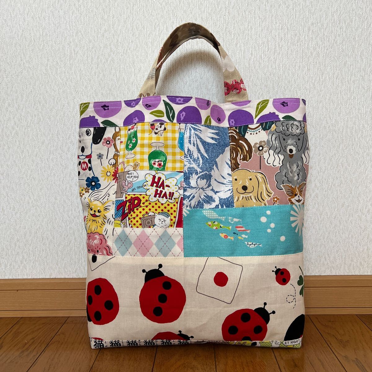 Yahoo!オークション - ハンドメイド イロイロパッチの縦長トートバッグ