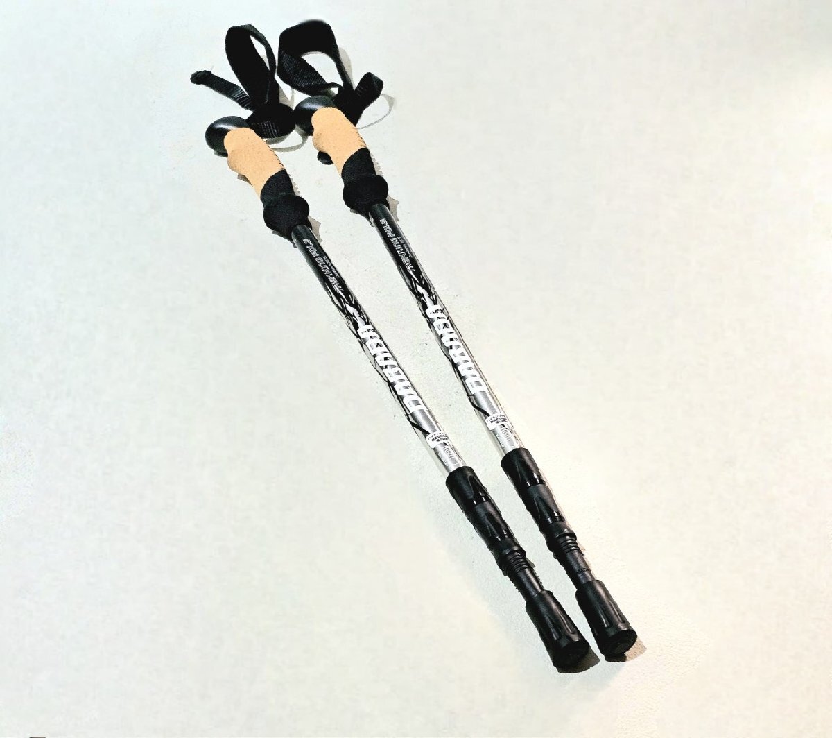 Yahoo!オークション - 美品 DABADA トレッキングポール 登山 アウトド...