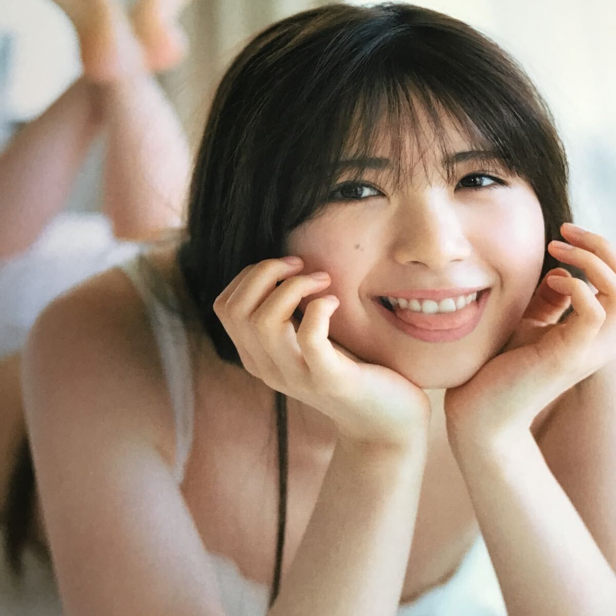 筒井あやめ うつ伏せ 舌を出して お茶目な表情 / 写真集 / 100μm ラミネート 雑誌 切り抜き 4P A4変 アイドル / つついあやめ y008(タレント)｜売買されたオークション ...