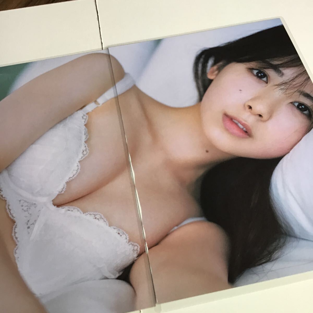 筒井あやめ うつ伏せ 舌を出して お茶目な表情 / 写真集 / 100μm ラミネート 雑誌 切り抜き 4P A4変 アイドル / つついあやめ y008(タレント)｜売買されたオークション ...