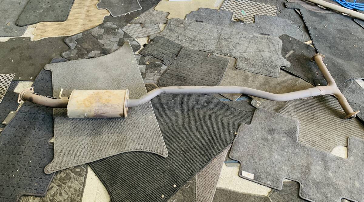 Yahoo!オークション - MPV LY3P LY 純正 センター マフラー L3DE 中間 ...