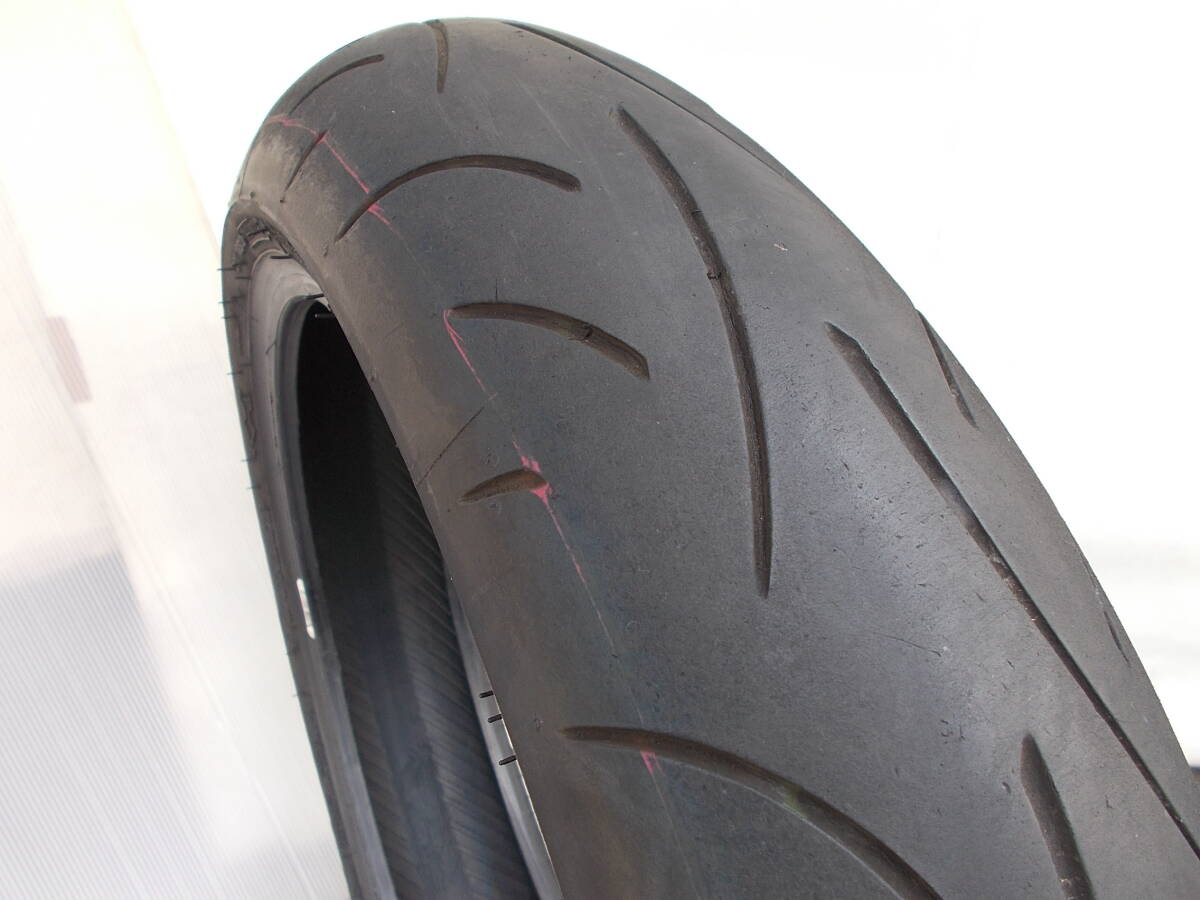 Yahoo!オークション - ダンロップ D214 120/70ZR17 中古