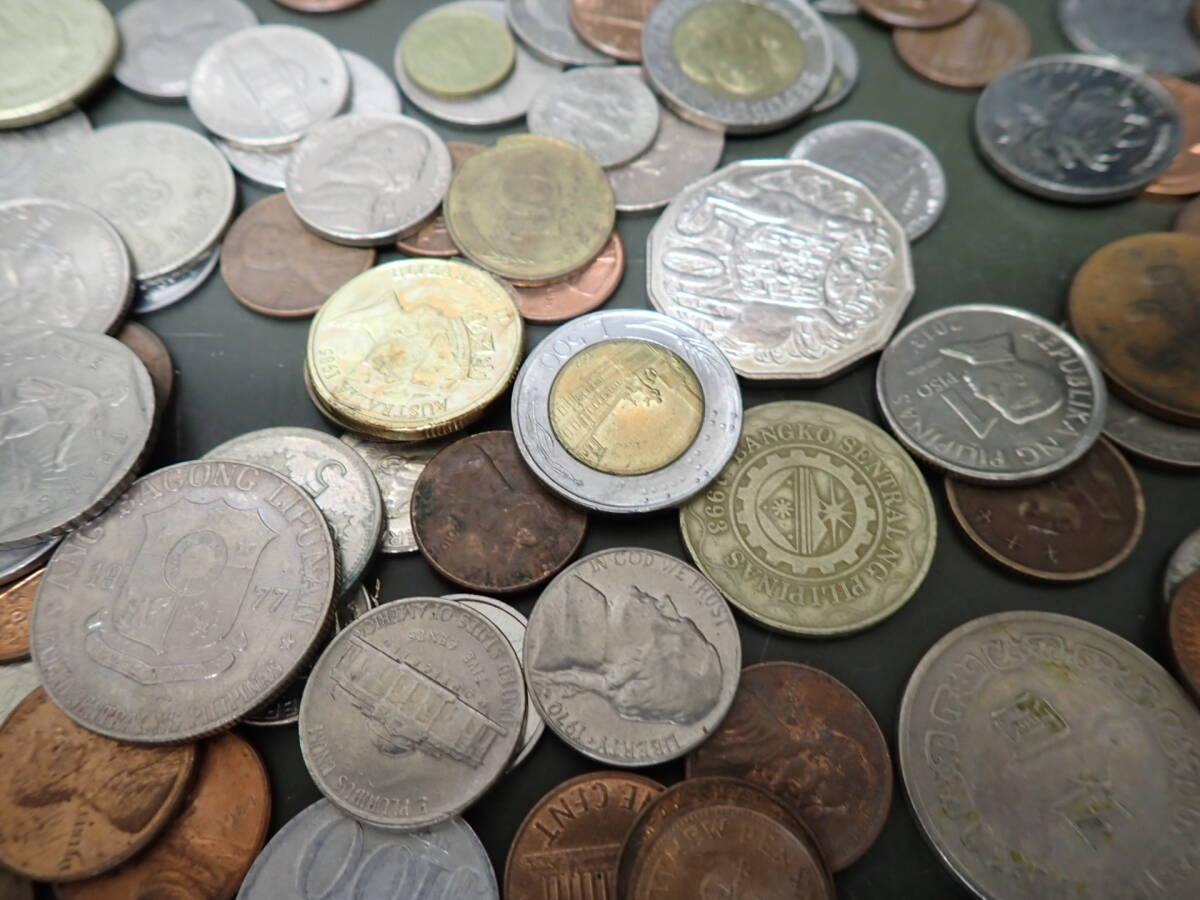 Yahoo!オークション - 4 世界のコイン まとめ 約2 630g