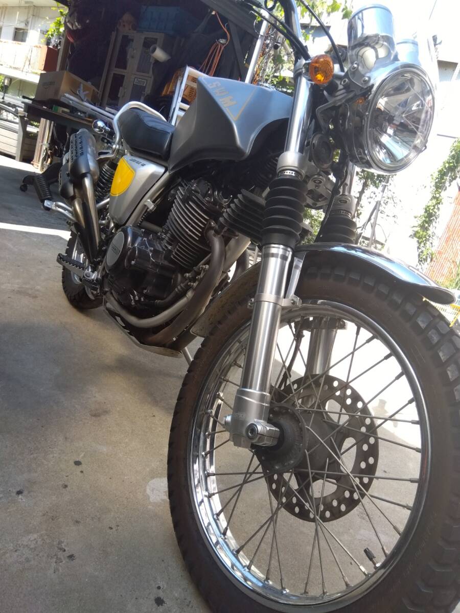 Yahoo!オークション - SWM シルバーベース400 美車 イタリアンスク...