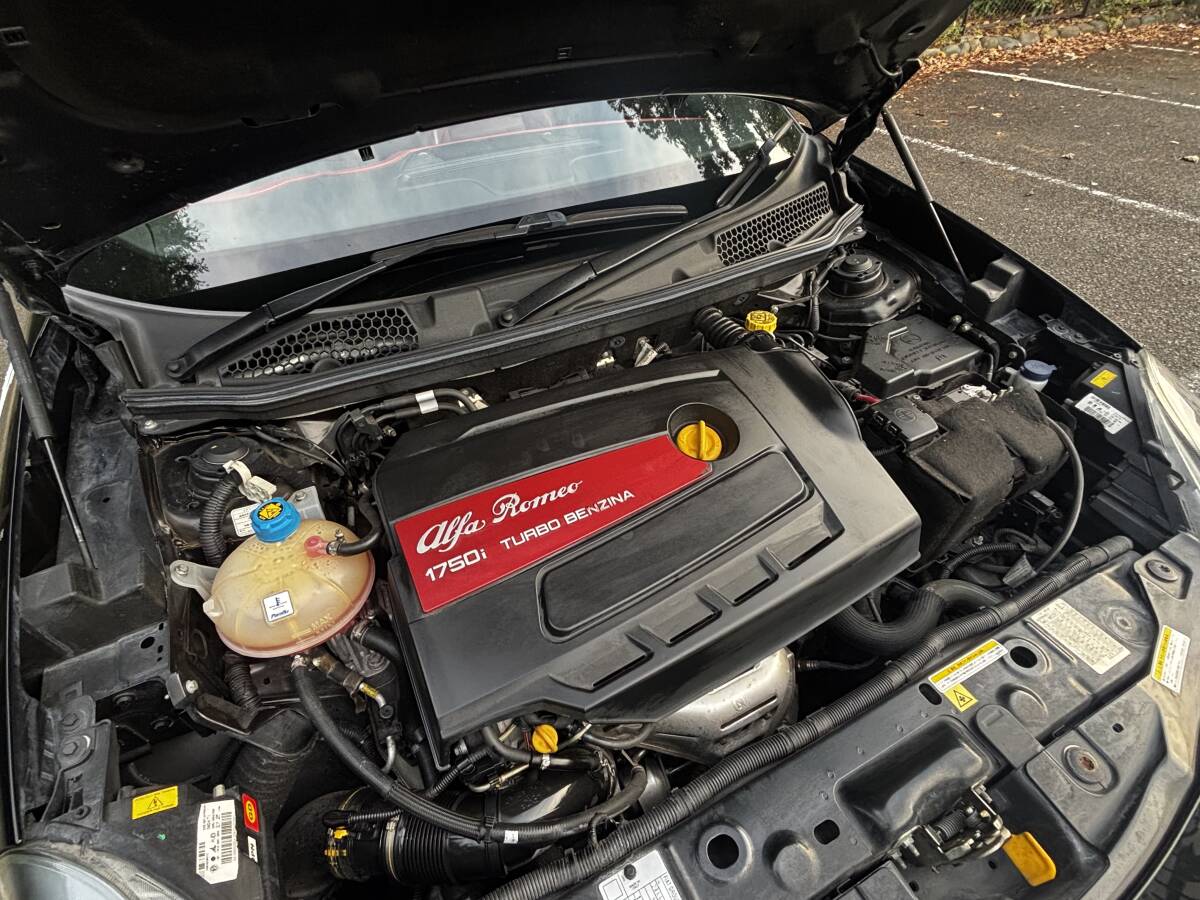 Yahoo!オークション - 美車 27y 後期 アルファロメオ ジュリエッタ QV ...