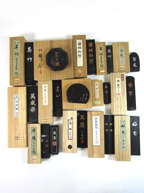 Yahoo!オークション - C316 呉竹製など 墨 古墨 15点 まとめて 総重量 ...