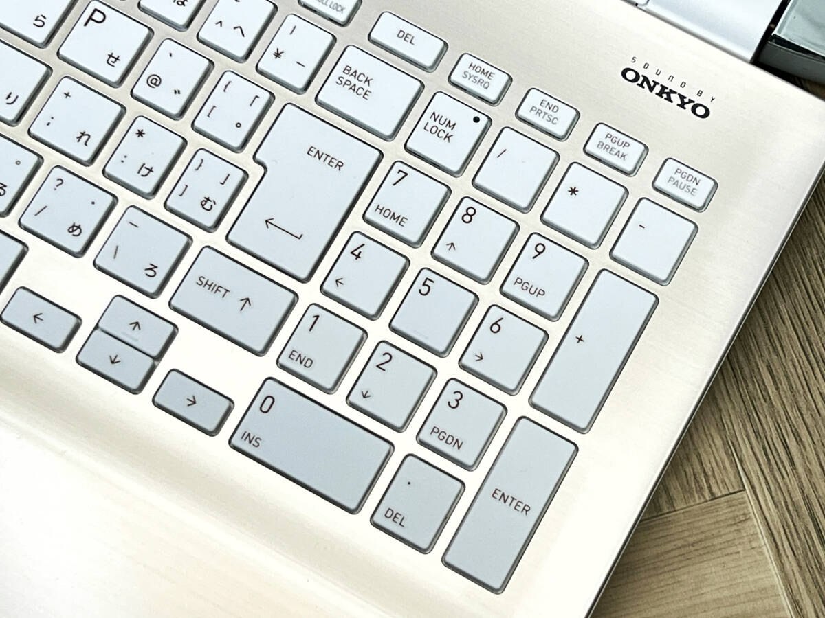 【樂淘letao】日本代購代標第一品牌－極上品/新型Window11搭載/東芝/爆速8世代Core-i7搭載/カメラ/高速新品SSD512GB/驚異の16GBメモリ(即決32GB)/DVD焼き ...