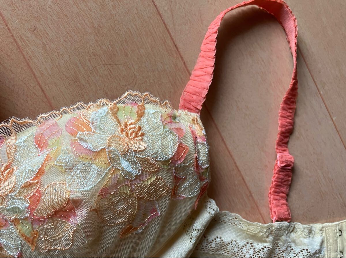 Yahoo!オークション - Wing ブラジャー D75 イエローオレンジ 補正下...