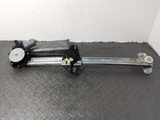 Yahoo!オークション - フリード GB3 左 フロント ドア レギュレター モ...