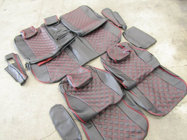 Yahoo!オークション - [02J+EE0] クラッツィオ Clazzio シートカバー ...