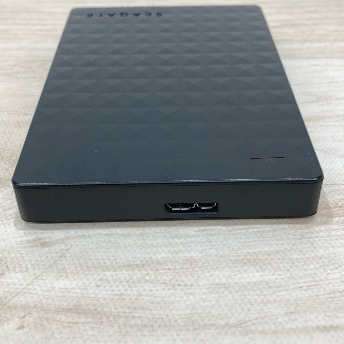 Yahoo!オークション - SEAGATE Expansion Portable Drive 1TB SRD0NF1 ...