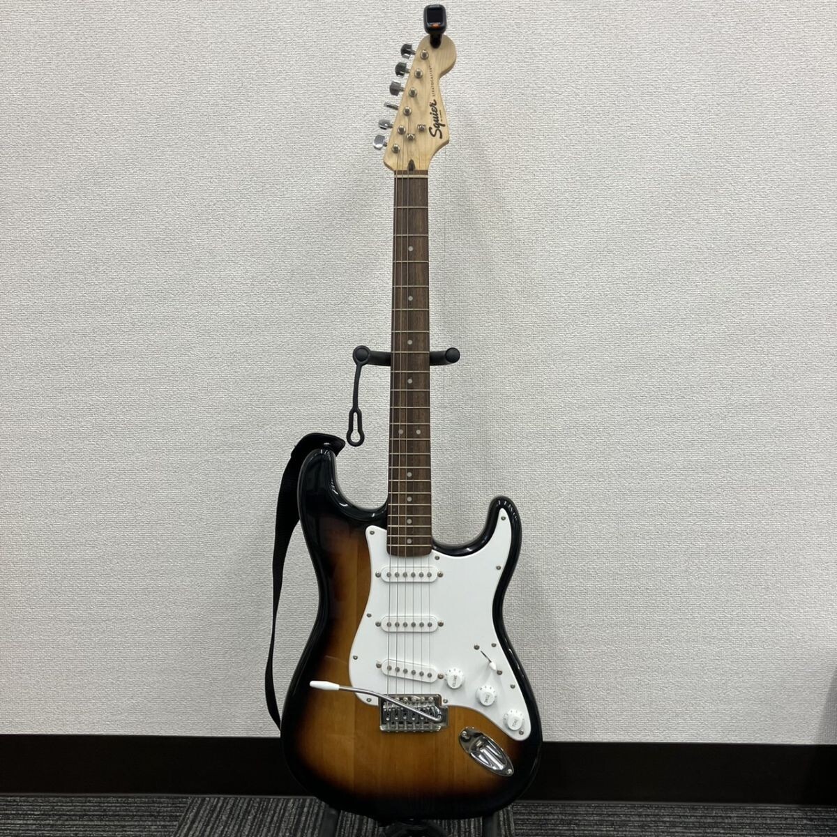 Yahoo!オークション - I021-U13-4297 Squier by Fender スクワイア フ...