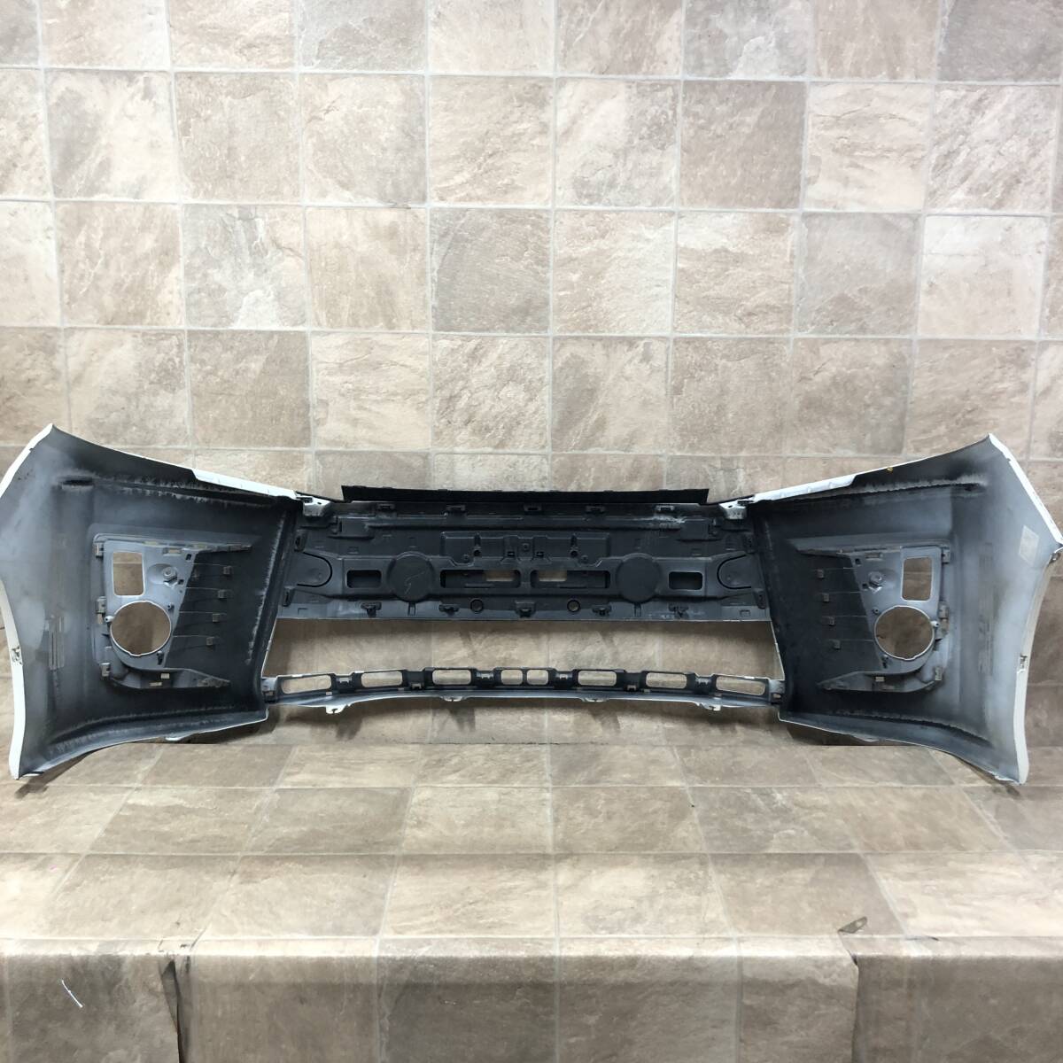 Yahoo!オークション - D6-135/ZRR80G/ZRR85G/ZWR80G ヴォクシー純正 フ...