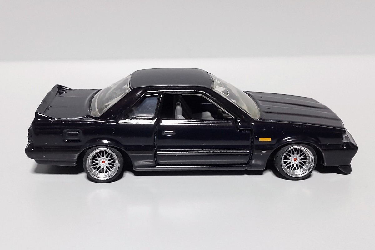 Yahoo!オークション - 絶版 プレミアム 1/62 日産 スカイライン GTS-R ...