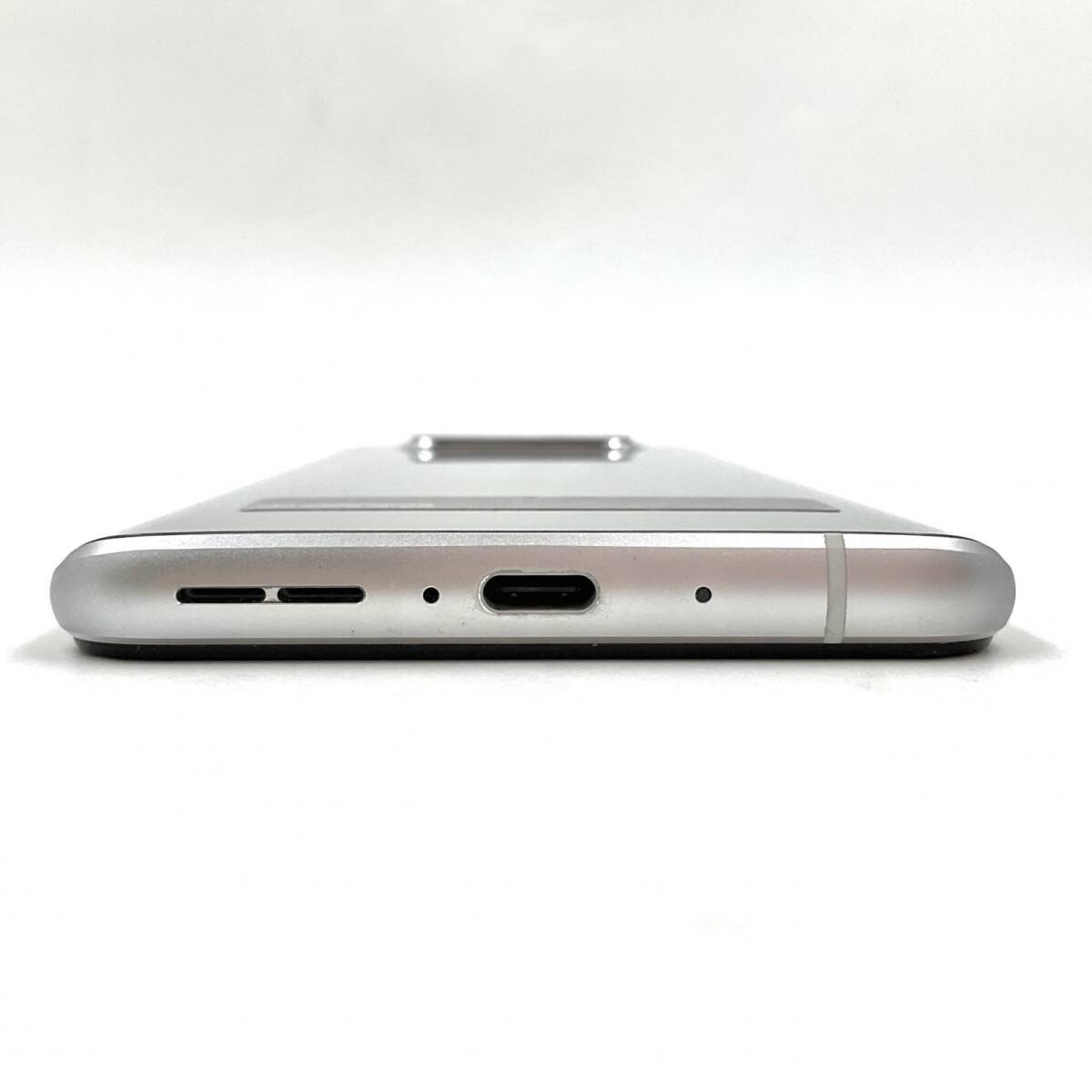 Yahoo!オークション - ASUS Zenfone 8 Flip 256GB グレイシアシルバー ...