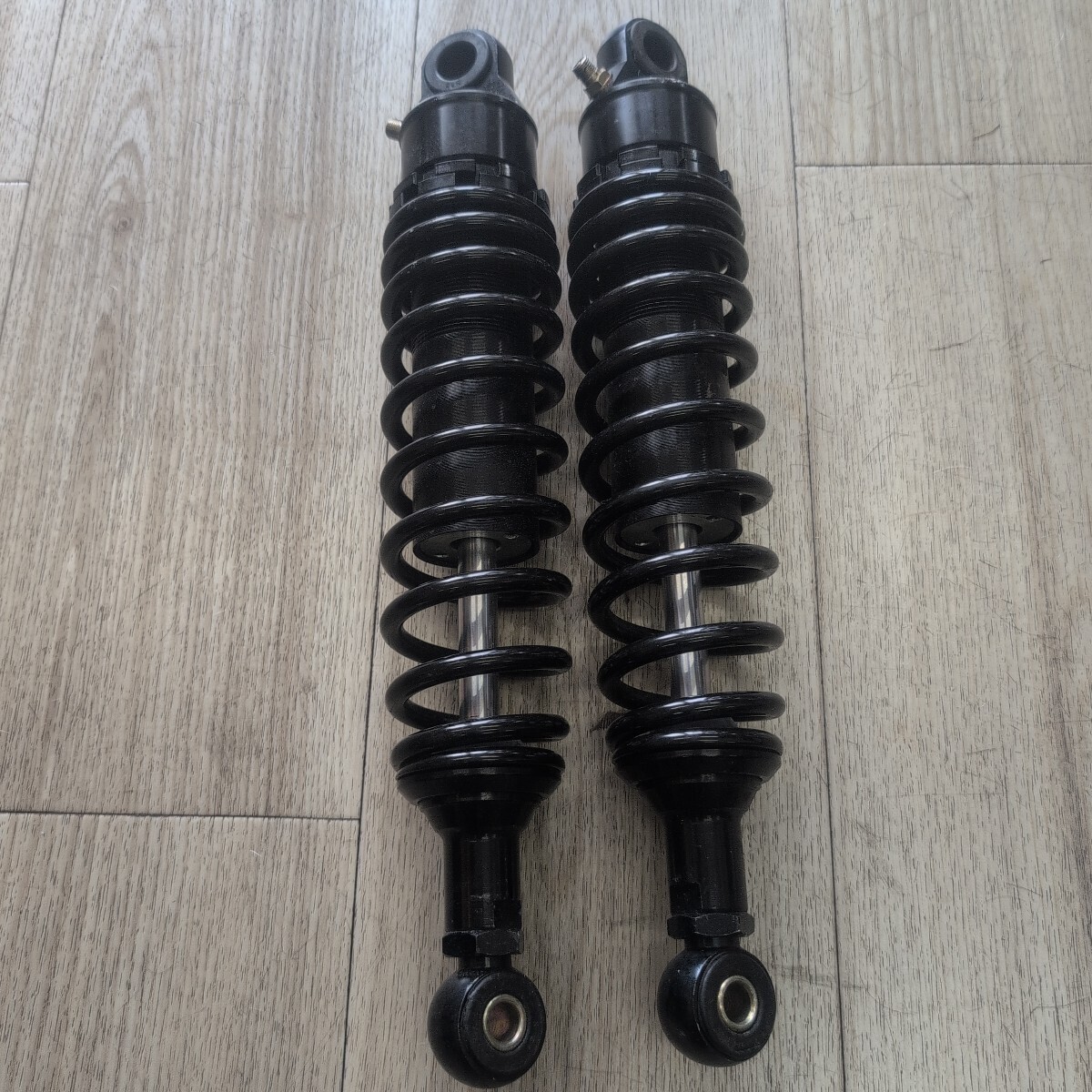 Yahoo!オークション - TR250 リアサスペンション