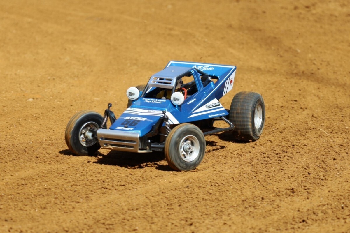 Yahoo!オークション - （公式）INAKAサーキット タフネスバンパー グラ...