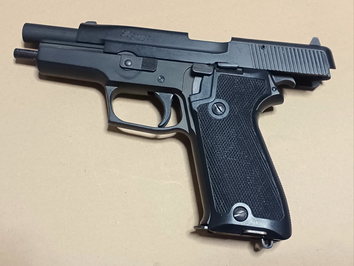 Yahoo!オークション - MGC SIG P220 モデルガン SPG