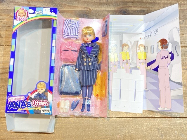 Yahoo!オークション - タカラ ANA's リカちゃん CA まとめて [2-2544]