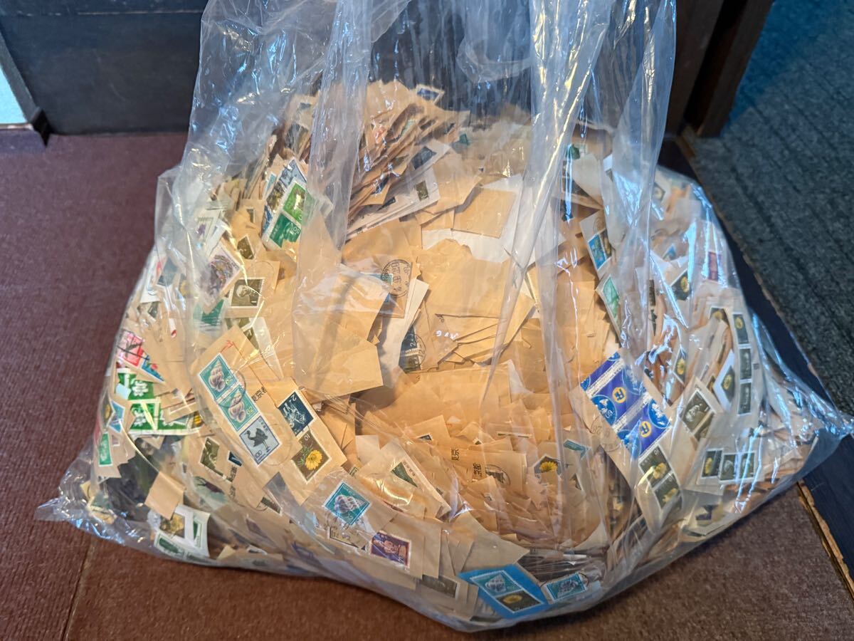 Yahoo!オークション - 使用済み切手 約10kg