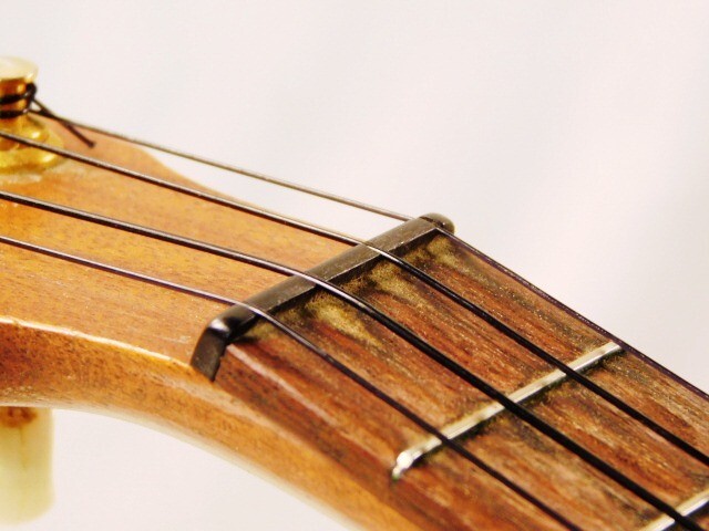 Yahoo!オークション - A81 Yukinobu Chai/No.35/ウクレレ/茶色系/音楽/...