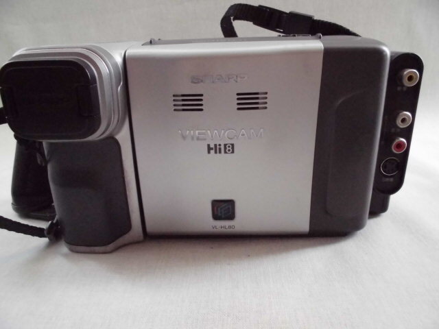 Yahoo!オークション - SHARP 液晶8ミリビデオカメラ VL-HL80 ジャンク...
