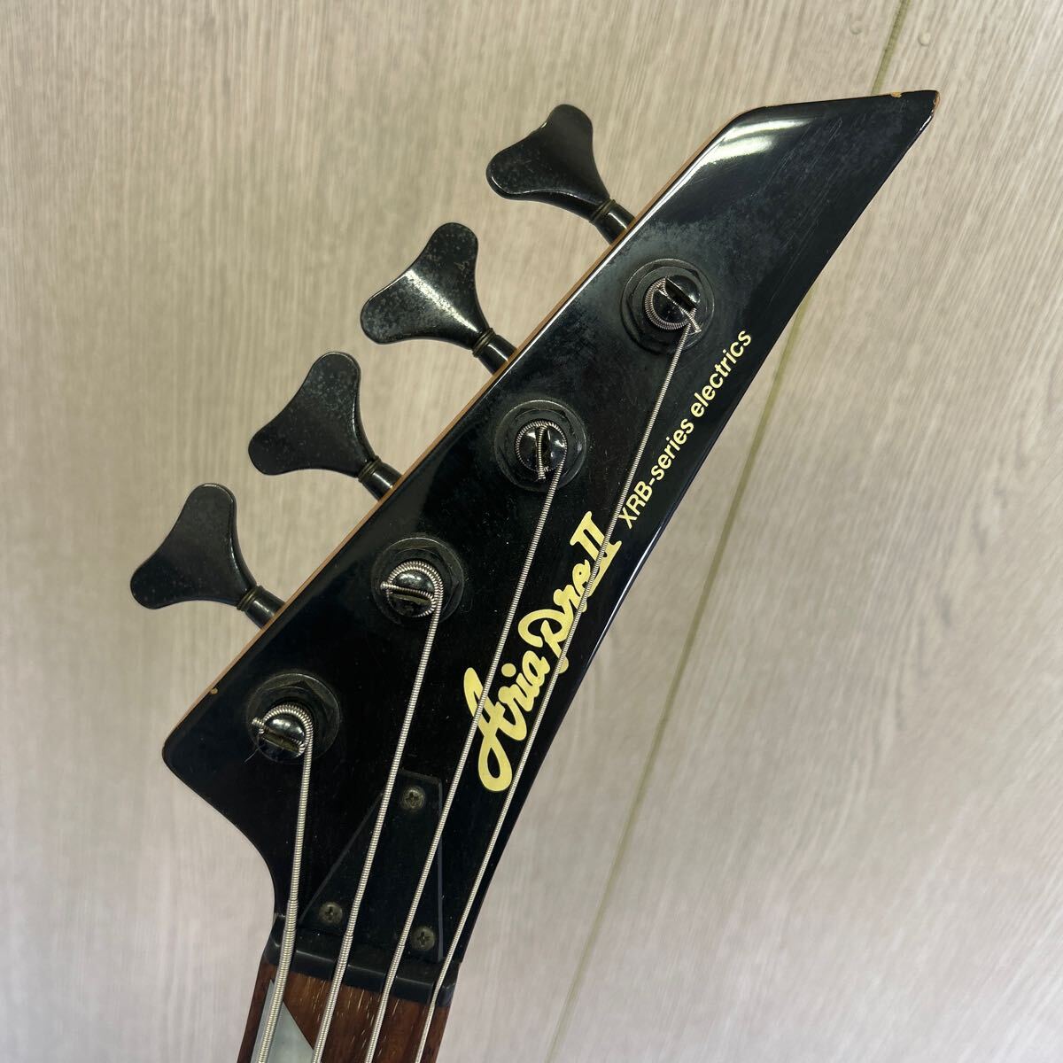 Yahoo!オークション - Ania Pne Ⅱ エレキギター ギター 弦楽器 動作未...