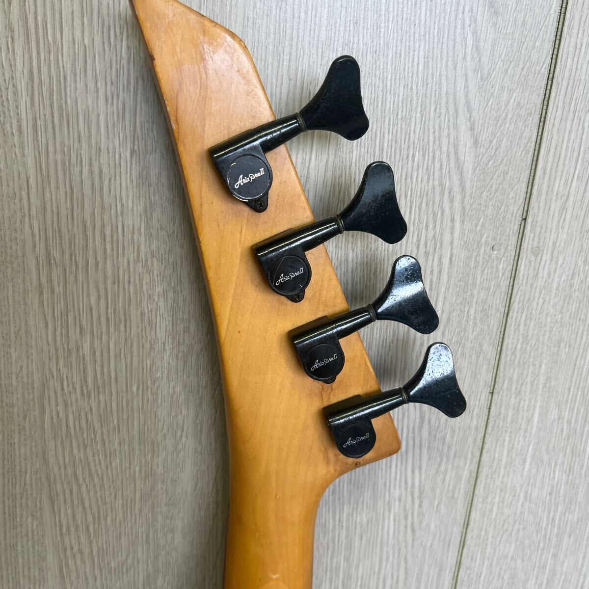 Yahoo!オークション - Ania Pne Ⅱ エレキギター ギター 弦楽器 動作未...