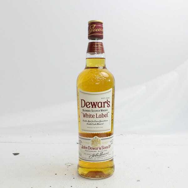Yahoo!オークション - 1円~Dewars（デュワーズ）ホワイトラベル 40％ 7...