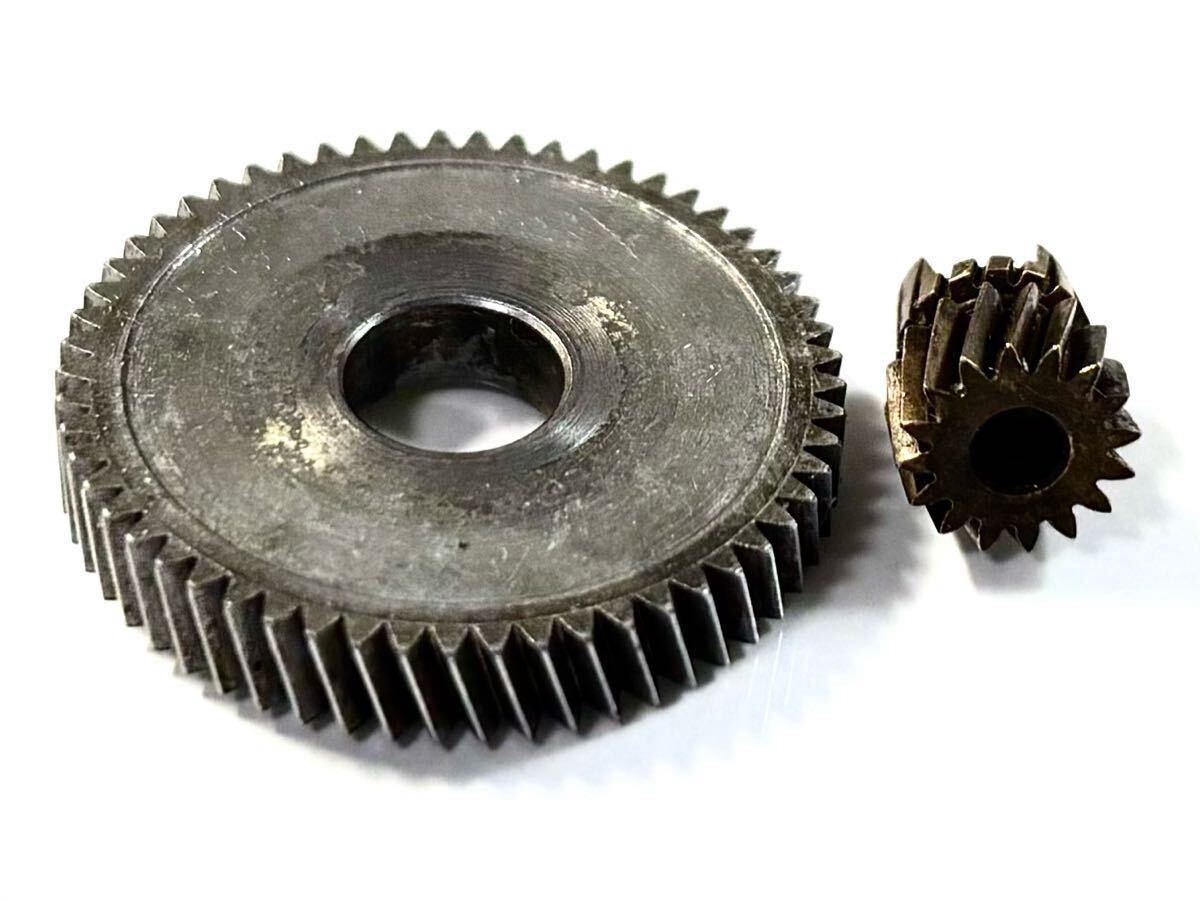 Yahoo!オークション - N69 ABU アブ アンバサダー 5000C(右) ピニオン...