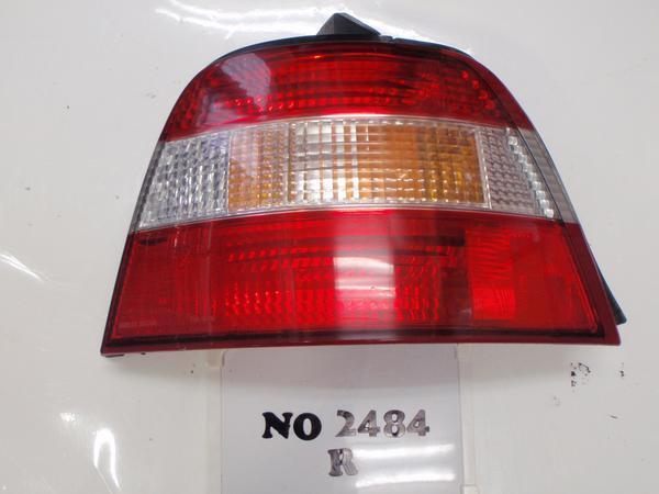 Yahoo!オークション - アコードワゴン CE1 テールライト右(2484)